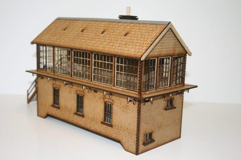 Fine Scale O Gauge Large Signal Box (Left Hand)