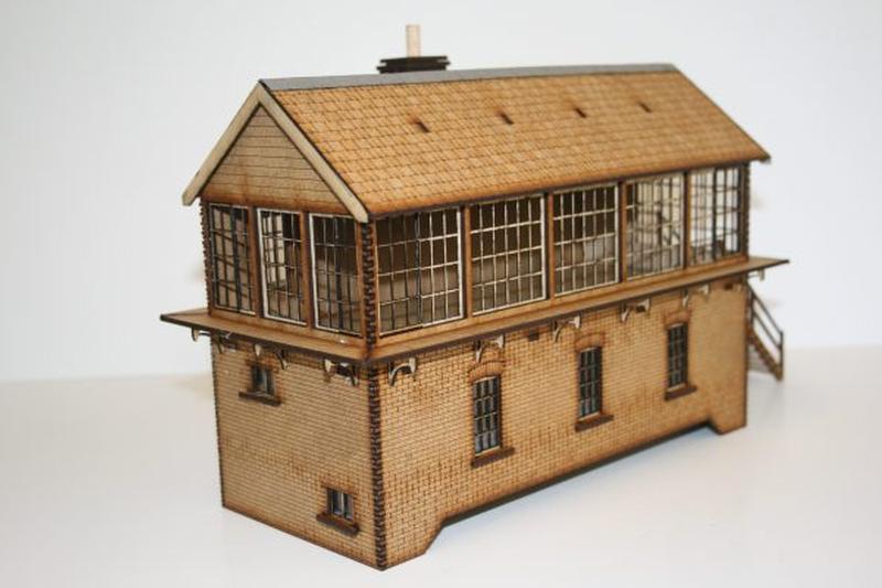 Fine Scale O Gauge Large Signal Box (Right Hand)